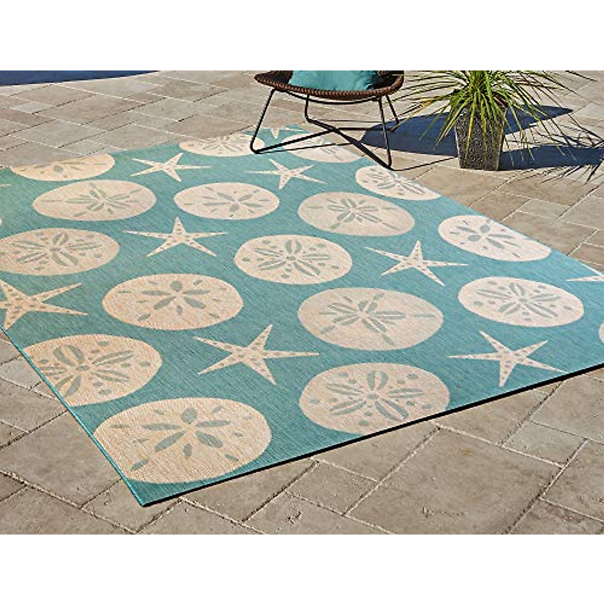 Gertmenian Indoor Outdoor Area Rug, Classic Flatweave, Washable, Stain & UV Resistant Carpet, Deck, Patio, Poolside & Mudroom, 5x7 Ft Standard, Sand Dollar Starfish, Oasis Green, 21268