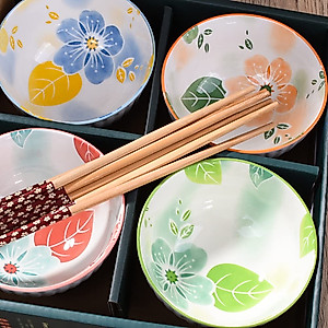 Ceramic Rice Bowl with Chopsticks Set of 4,A Good Gift for Friend and Family (LH)