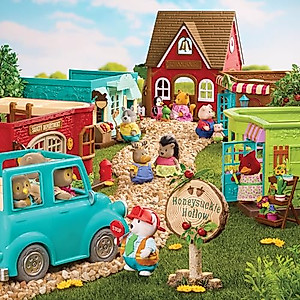 Li'l Woodzeez – General Store Dollhouse Playset 72Pcs – 2 Posable Doll Figures & 1 Storybook Included – Miniature Furnitures & Accessories – Stackable Playset for Kids 3+
