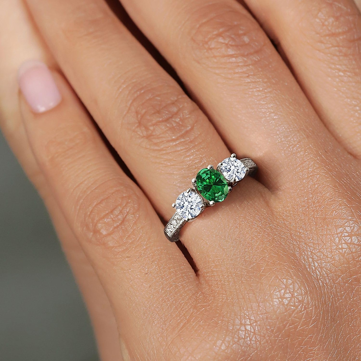 Gem Stone King 925 Sterling Silver Oval Green Simulated Emerald 3 Stone Ring | 2.22 Cttw | 3 Stone Wedding Engagement Anniversary Promise Ring For Women (Size 7)