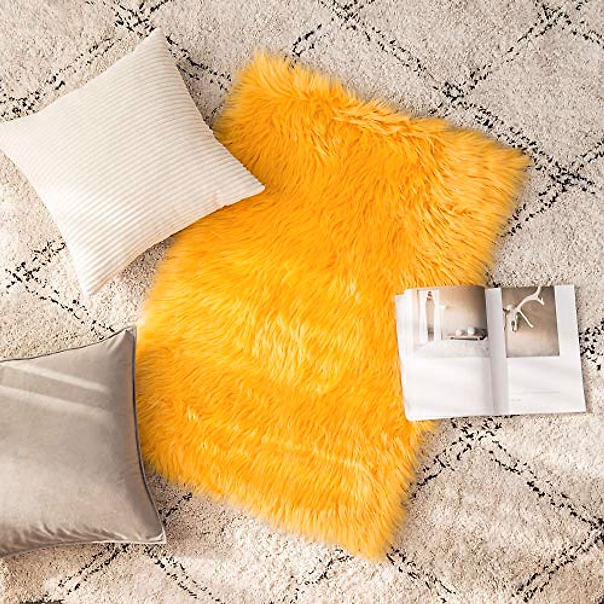 MIULEE Luxury Super Soft Fluffy Area Rug Faux Fur Rectangle Rug Decorative Plush Shaggy Carpet for Bedside Sofa Floor Nursery Fall Decor 2 x 3 Feet, Mustard Yellow