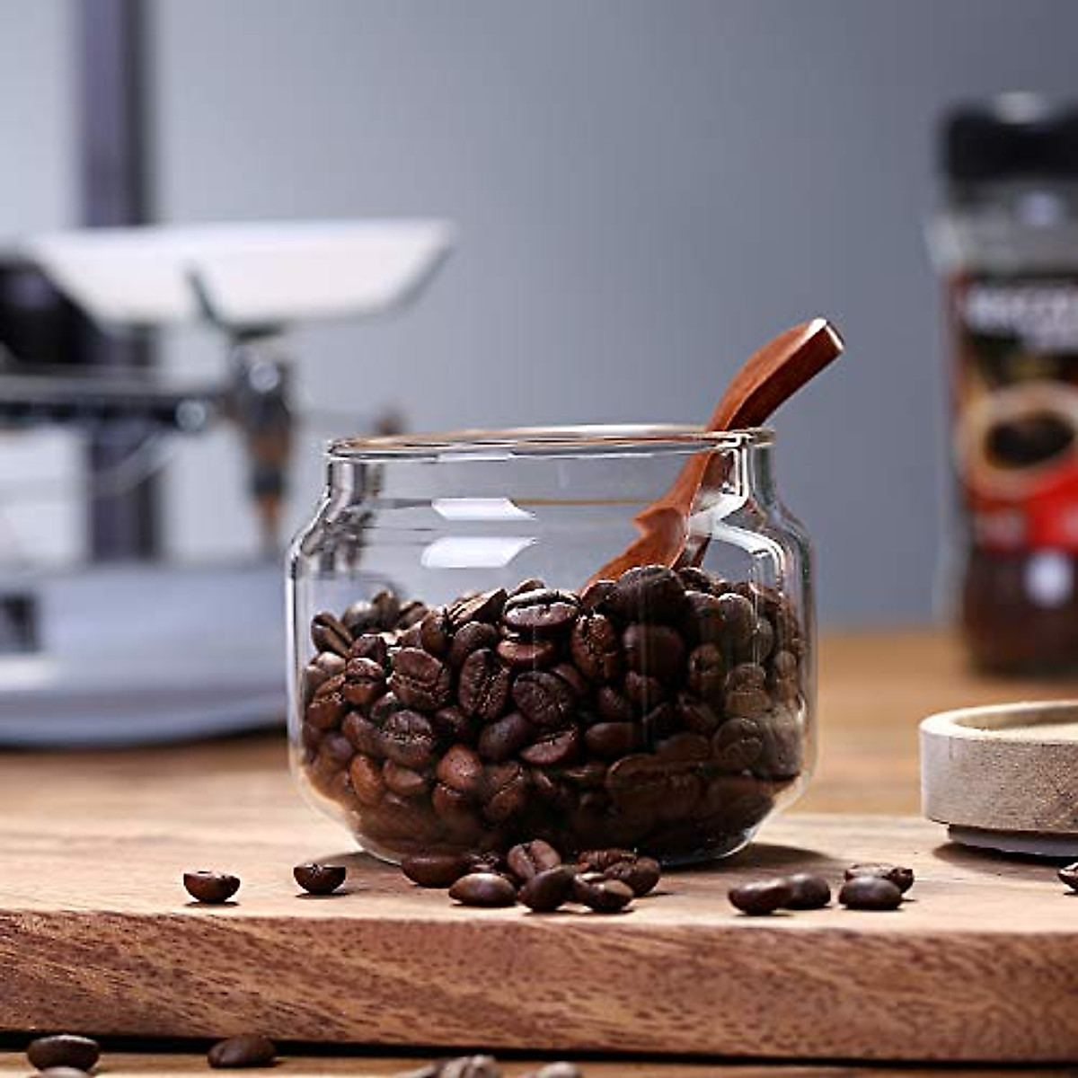 Tzerotone 8 Pcs Spice Containers - 8.5oz Glass Spice Jars With Acacia Airtight Lid and Labels - Stackable Empty Round Spice Bottles for kitchen Seasoning, coffee bean, tea, suger, herbs