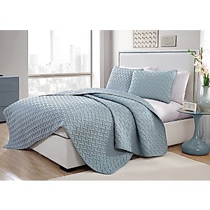 VCNY Home Quilt Super Soft Reversible Bedding Set with Matching Shams, Full/Queen, Nina Blue