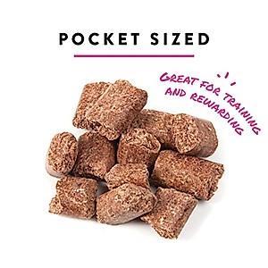Manna Pro Bite-Size Nuggets for Horses - Pocket Sized Training Horse Treats - Peppermint Flavored Treats - Packs with Vitamins & Minerals- Great Taste Guaranteed - 4lbs