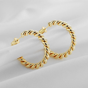 Gacimy Twisted Gold Hoop Earrings for Women 14K Real Gold Plated, 925 Sterling Silver Post Chunky Hoop Earrings for Women, 25mm Medium Braided Hoop Earrings