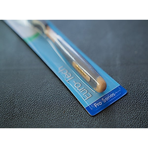 Quantum Euro-Tech Toothbrush