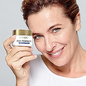L'Oreal Paris Age Perfect Collagen Expert Anti-Aging, Anti-Wrinkle Night Moisturizer 2.5 oz