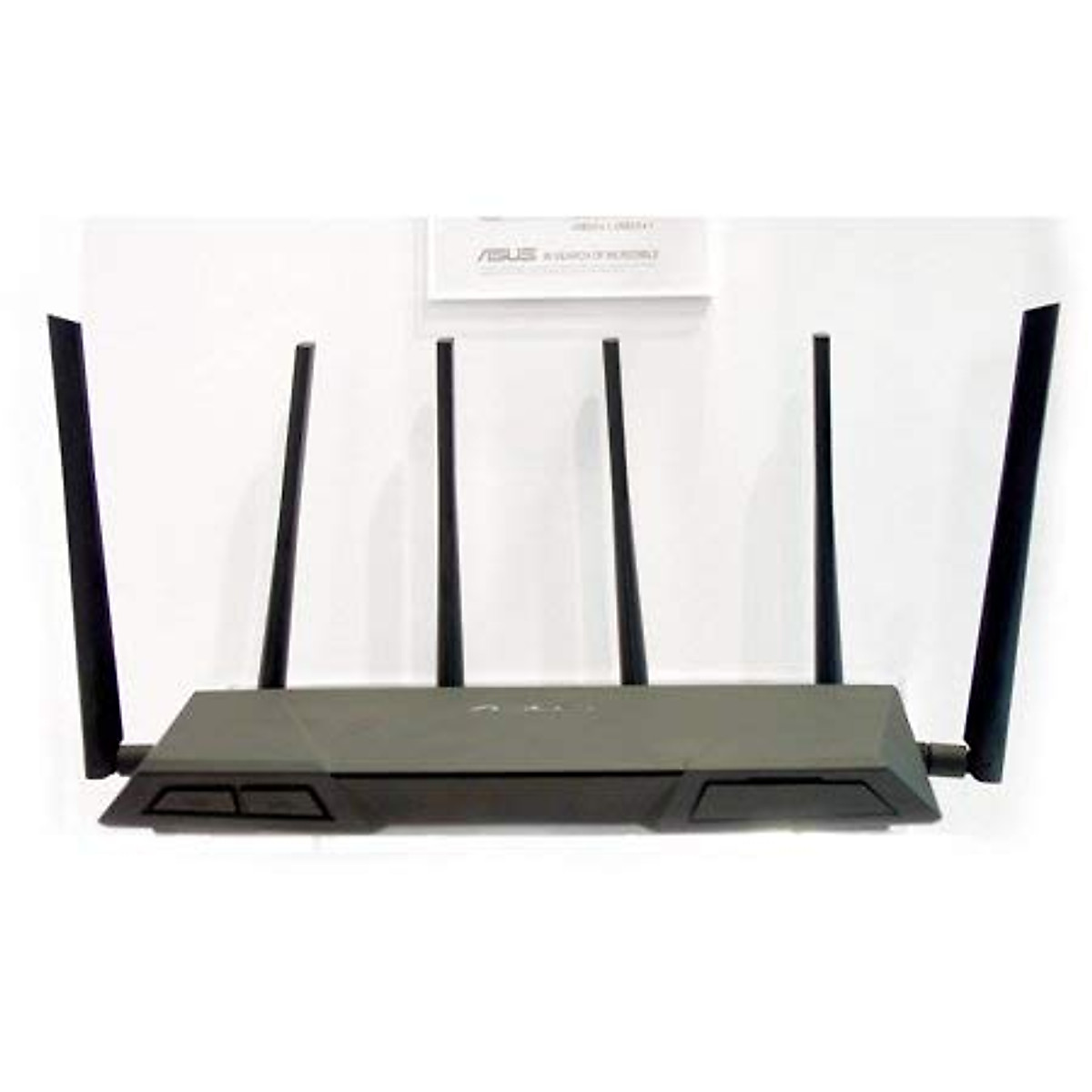 "ASUS AC3200 Tri-Band Gigabit WiFi Router, AiProtection Lifetime Security by Trend Micro, Adaptive QoS, Parental Control (RT-AC3200)"