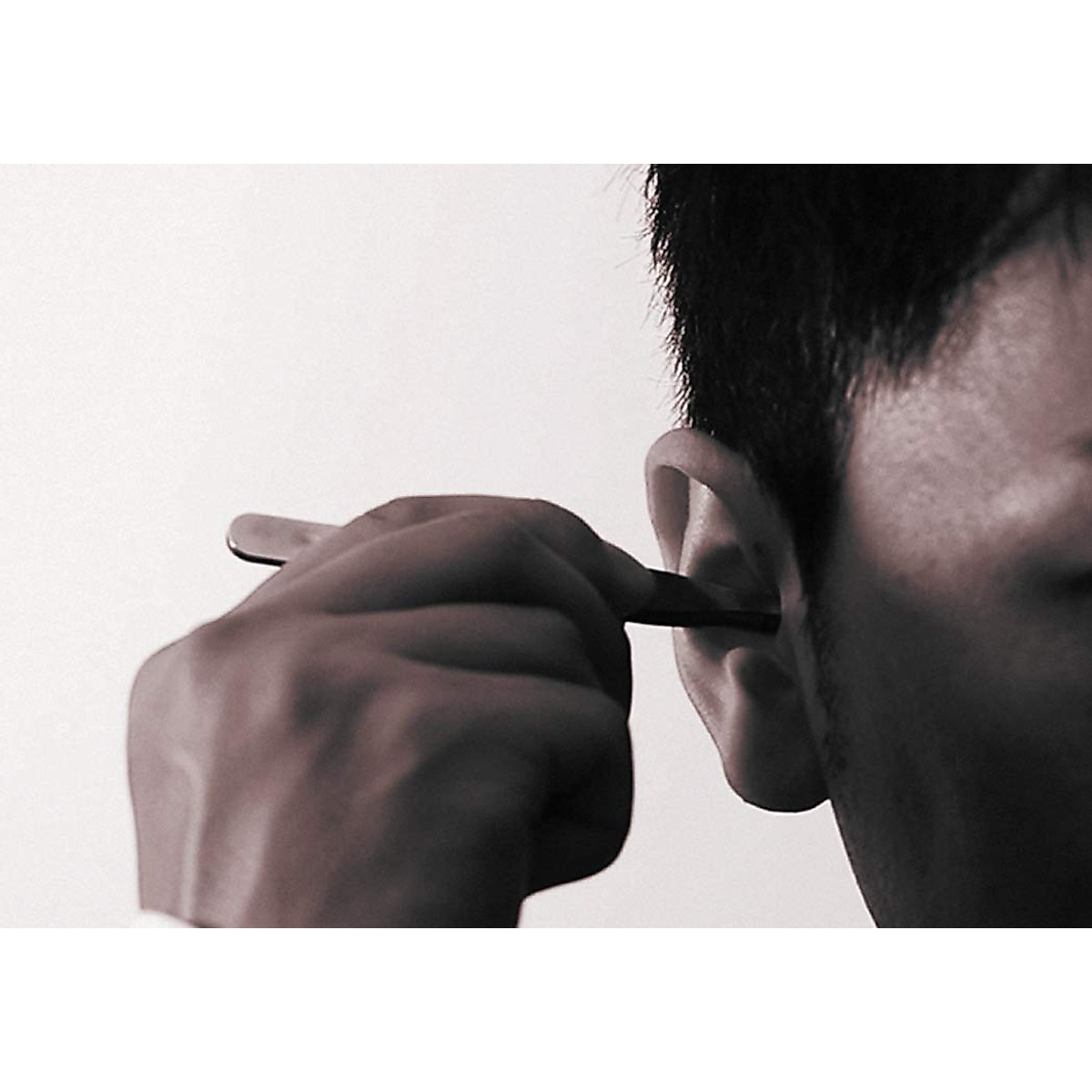 Ear Hair Trimmer Clipper Cutter Tweezers Shape with Spring Safe Design for Hair Removal