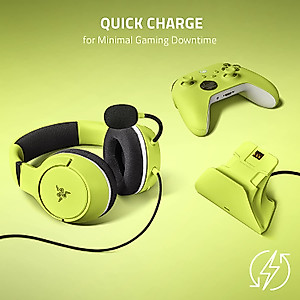 Razer Universal Quick Charging Stand for Xbox Series X|S: Magnetic Secure Charging - Perfectly Matches Xbox Wireless Controllers - USB Powered - Robot White (Controller Sold Separately)