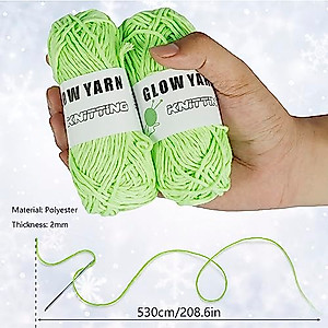 5 Rolls Glow in The Dark Yarn, Luminous Crochet Yarn for Halloween Crocheting, 174 ft Luminous DIY Knitting Yarn, Glow in The Dark Yarn for DIY Arts Crafts Crocheting Sewing Home Decoration (Green)
