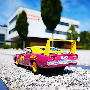 Carrera 27638 Dodge Charger Daytona No. 42 1:32 Scale Analog Slot Car Racing Vehicle for Carrera Evolution Slot Car Race Tracks