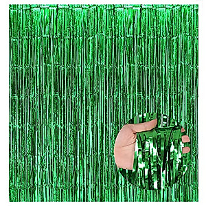 Yilistore 2 Pack 3.3 * 8.2ft Green Foil Fringe Curtain,Streamer Backdrop,Metallic Tinsel Streamer Curtains for St Patrick's Day Party Decorations