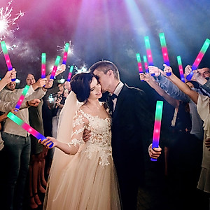 SHQDDGlow Sticks Bulk, 50 Pcs Glow Sticks for Wedding, Foam Glow Sticks with 3 Modes Colorful Flashing, Glow in the Dark Party Supplies for Wedding, Raves, Concert, Party, Camping