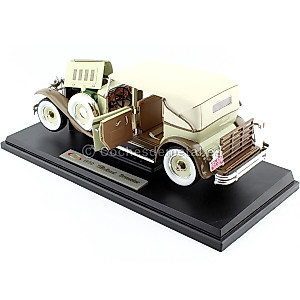 1930 Packard Brewster Tan and Coffee Brown 1/18 Diecast Model Car by Signature Models 18103