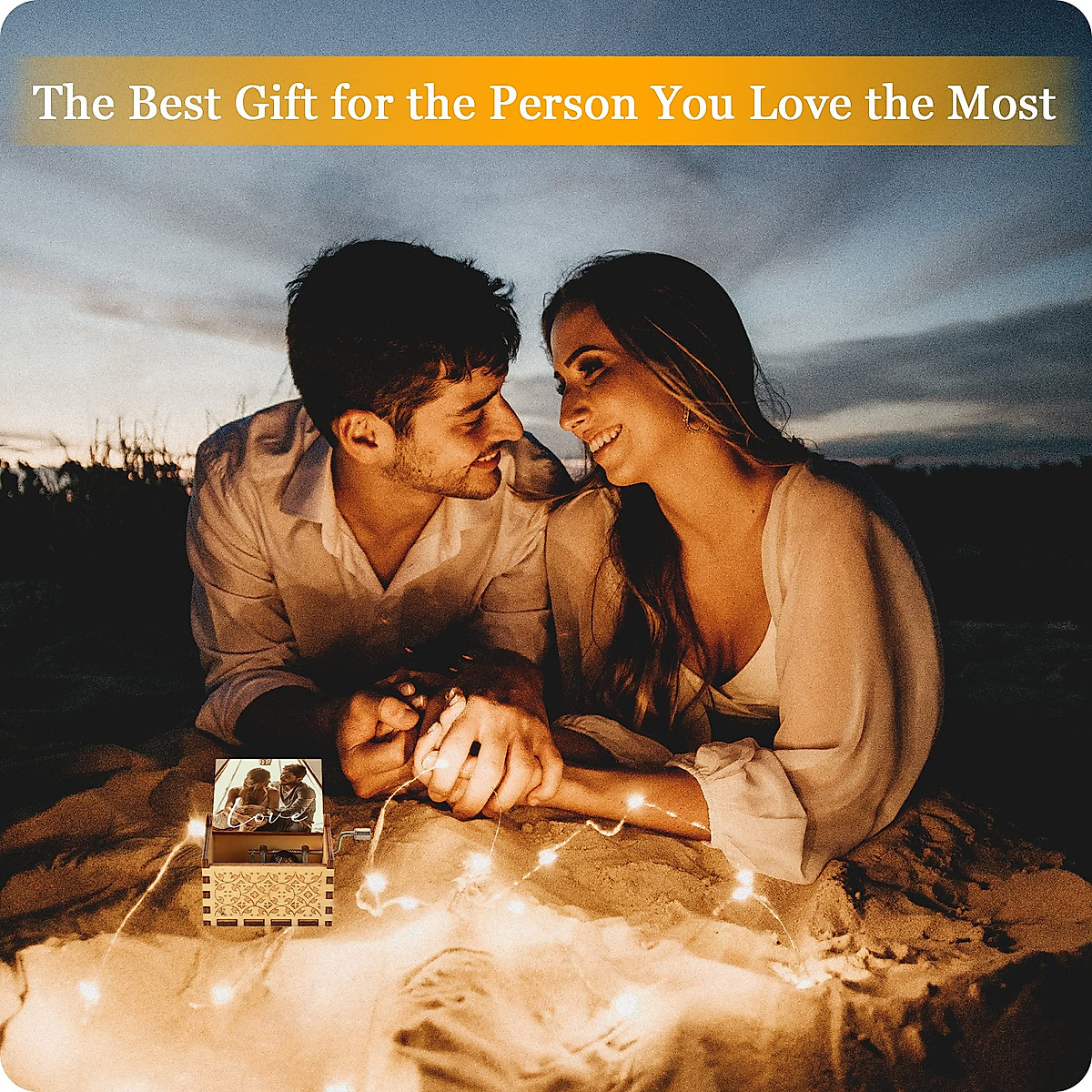 Personalized Music Box Custom Gift with Your Photo Text Wooden Hand Crank Music Box for Father's Day Mother's Day Valentine's Day Wedding Anniversary Birthday
