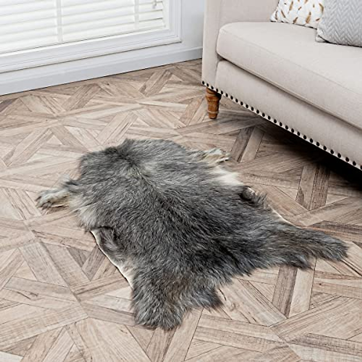 AbunHeri Reindeer Hide Rug 3 ft x 2 ft Deer Hide Rug Deer Rug Animal Skin Rugs for Bedroom Living Room Nursery Grey