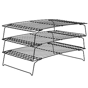 Wilton Perfect Results Cooling Rack and Cupcake Pan Bundle