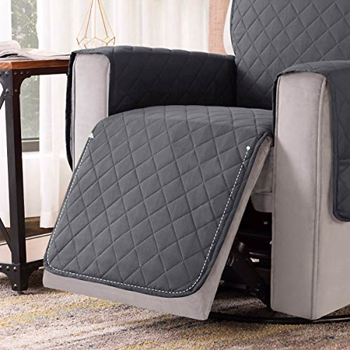 CHUN YI Recliner Chair Cover Reversible Small Recliner Slipcover for Dogs Seat Width to 25 Inch Washable Recliner Chair Protector with Elastic Adjustable Strap for Kids and Pets (Small, Grey)