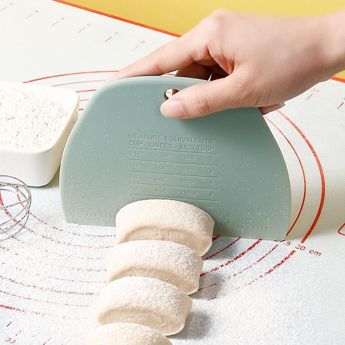 Leadigol Bread Banneton Proofing Basket + Dough Scraper,11 inch Oval Long Bread Dough Proofing Rising Rattan Basket & Liner,Rattan Brotform Bread Dough Set