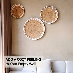 CHI AN HOME 23 inches Giant Boho Wall Baskets Decor, Extra Large Hyacinth Hanging Basket for Farmhouse & Rustic Wall Home Decoration, 22¾", 18¾", 14¾", Natural Woven Wall Art for Living Room or Bedroom, Table Settings (White)