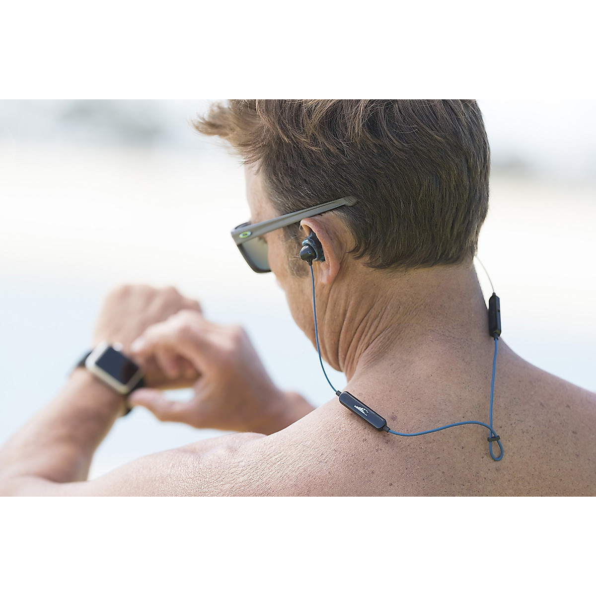 H2O Audio Waterproof Bluetooth Wireless Headphones APTX Audio Stereo Headset in-Ear Workout Earphones Earbuds Built-in Mic for iPhone Samsung Android Smart Watch (not Recommended for Swimming)