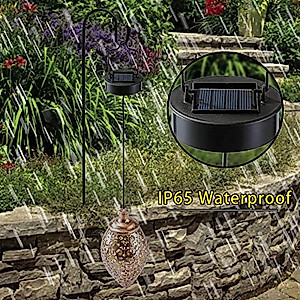 Hanging Solar Lights,Retro Solar Lantern Garden Lights,Metal Lamp Waterproof for Garden Decor Yard Tree Fence Patio