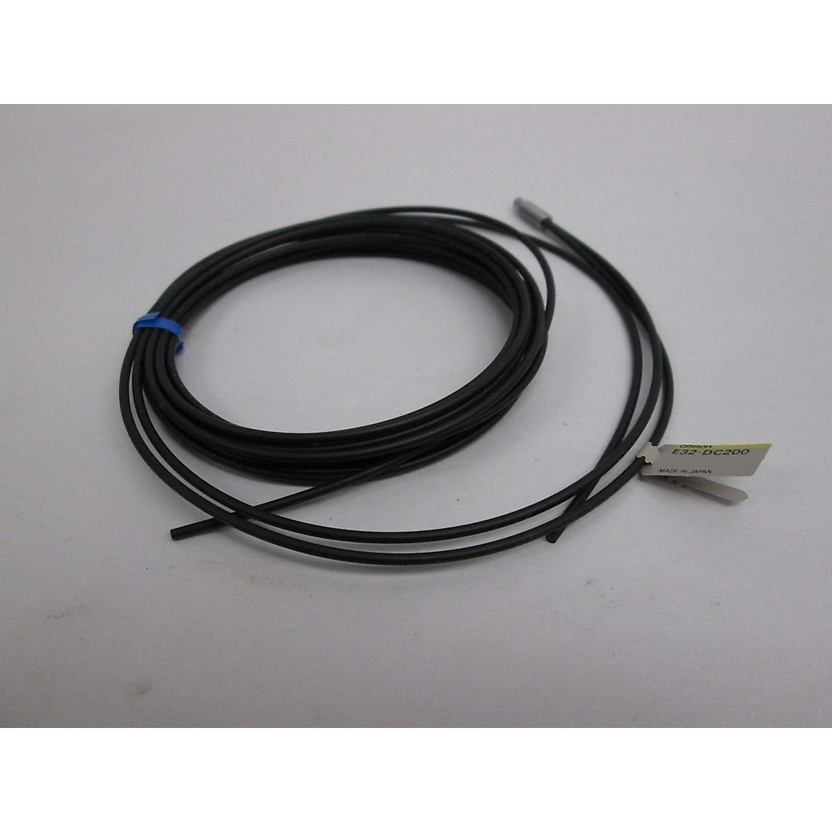1- OMRON E32-DC200 PHOTOELECTRIC SENSOR