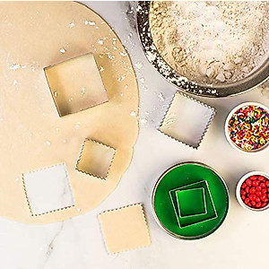 Mrs. Anderson's Baking Cookie and Fondant Cutters, Graduated Crinkle Squares, 5-Piece Set with Storage Tin