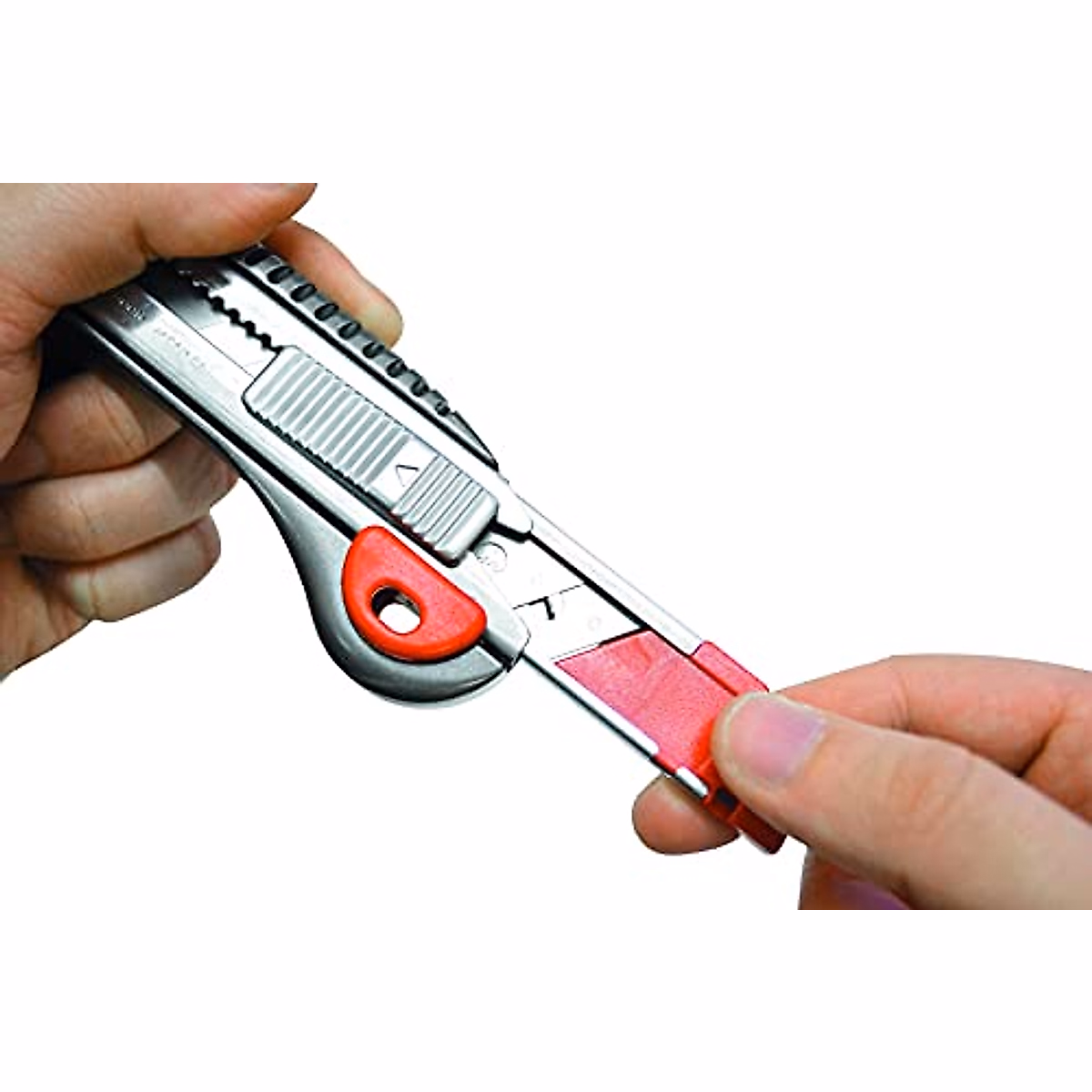 NT Cutter Heavy Duty Aluminum Die-Cast Grip Multi-Blade Cartridge Knife, 1 Knife (L-2000RP), Red.
