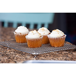 Hamilton Housewares Stainless Steel Cooling Rack - Heavy Duty and Oven Safe, Good for Cooling, Baking and Roasting - Perfect for Cookies, Cakes & More - Fits Perfectly in Quarter Sheet Pan(8.5" x 12")