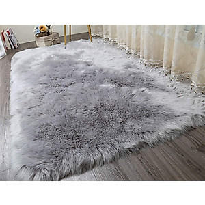 Faux Sheepskin Fur Rug,Soft Faux Fur Rugs Sheepskin Area Rug Window Beside Carpets Fluffy Floor Mat Luxurious Home Decor (1.3'x2'/40x60cm, Grey)