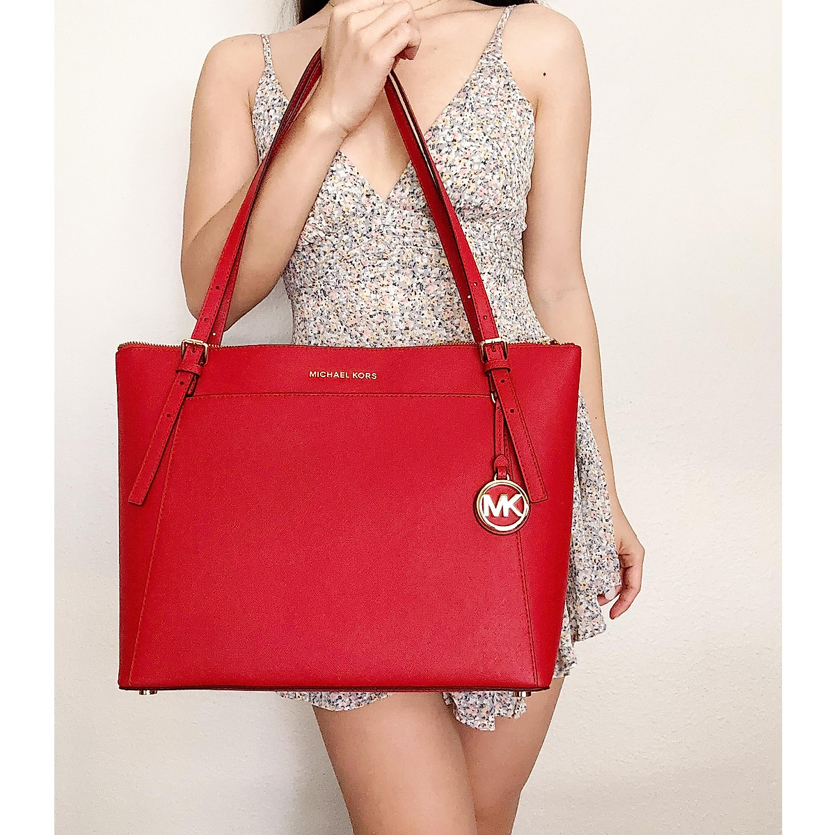 Michael Kors Voyager Large East West Tote Front Snap Pocket Top Zip Shoulder Bag Leather (Flame)