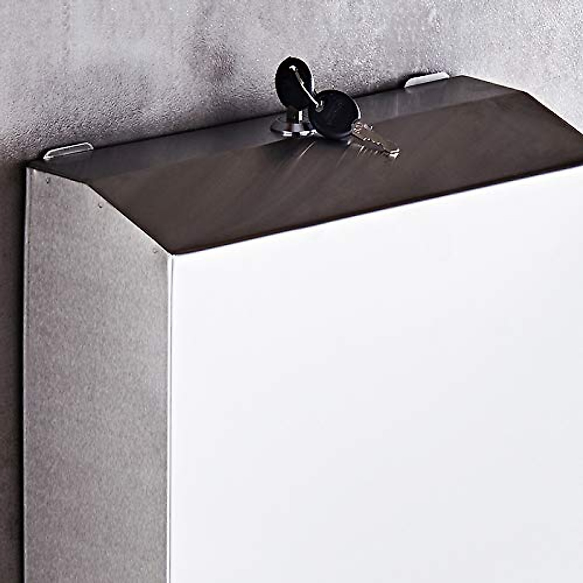 PENGKE Wall Comercial Industrial Paper Towel Dispenser,304 Grade Stainless Steel with Lock Design 250 C-Fold Capacity/300 Multi-Fold Capacity
