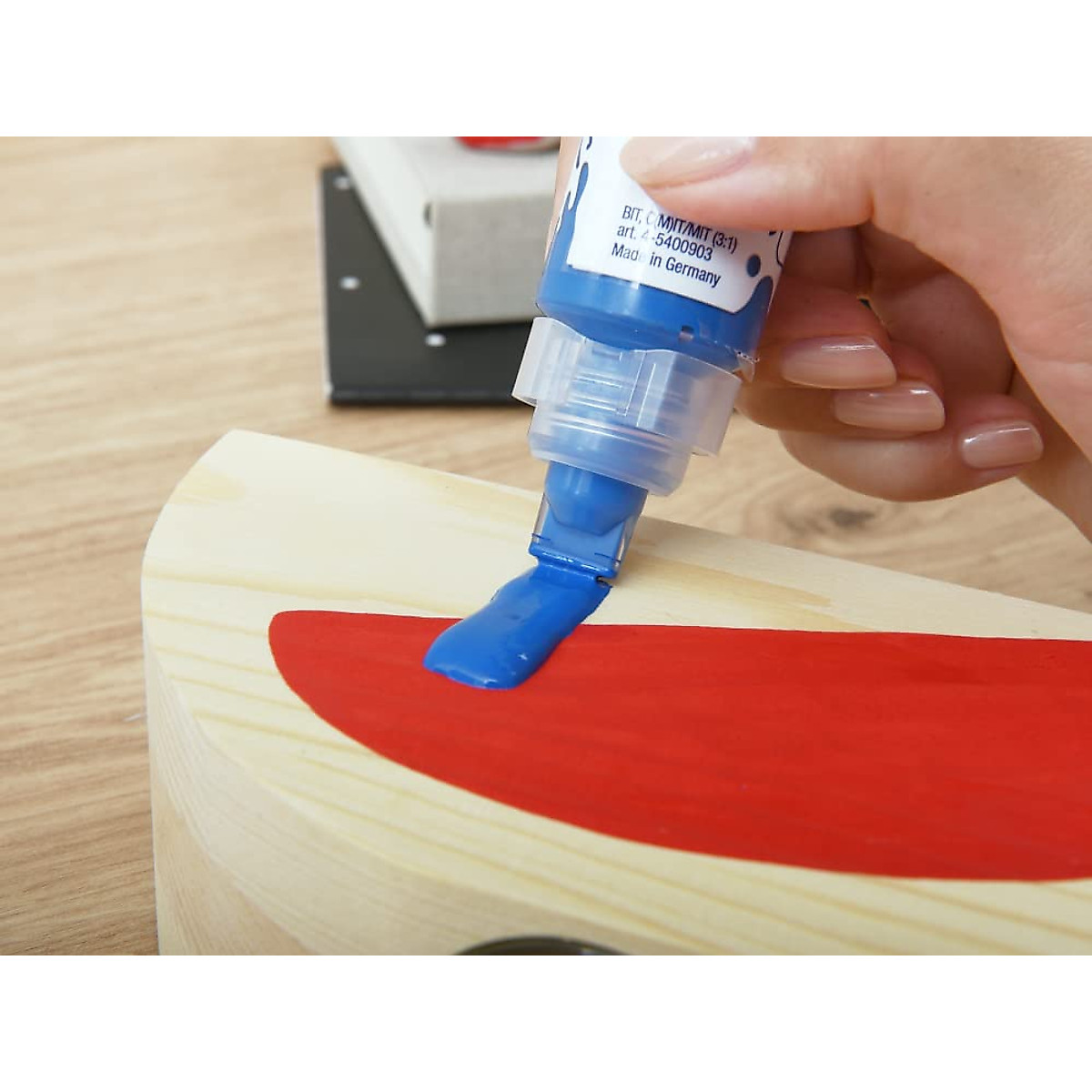 edding 5400 acrylic 3D double liner - gold - 1 acrylic colour tube - 2 nozzles 2-3,5-10mm - acrylic paint for canvas, painting boards and wood - waterproof acrylics in artist-quality colours