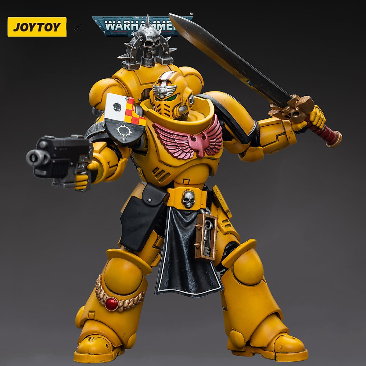 JOYTOY 1/18 Warhammer 40,000 Action Figure Imperial Fists Lieutenant with Power Sword Collection Model (4.8 inch)
