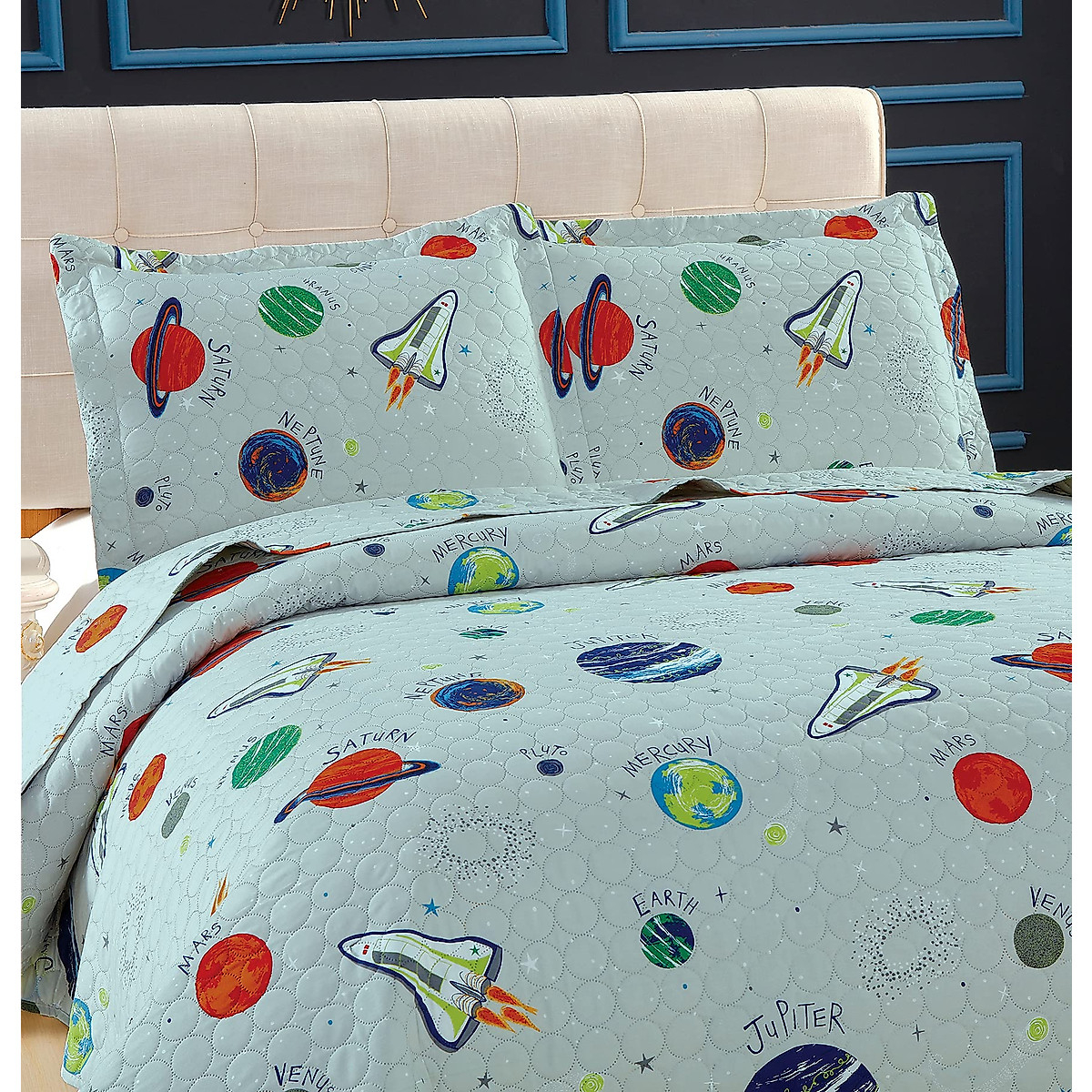 3 Pieces Kid's Galaxy Outer Space Adventure Bedspread Coverlet Set Twin Size with Pillowcases, Planets Rockets Printed Quilt Set for Boys Girls Children Lightweight Bedding Sets (Twin, Gray Universe)