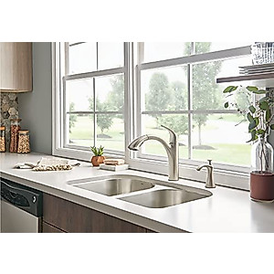 Moen Camerist Spot Resist Stainless One-Handle Kitchen Faucet with Pullout Spray Head, Featuring Power Clean and Reflex Docking System, 7545SRS, 0.375