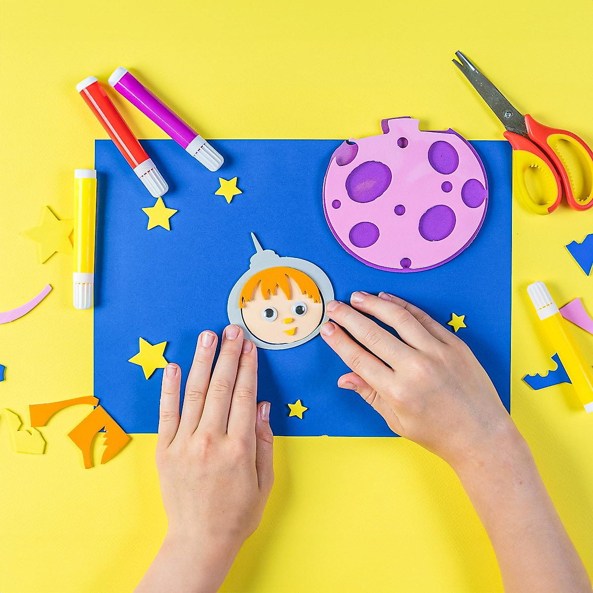 Do²ping Foam Sheets Crafts, 8.5x5.5 Inch 10 Colors Craft Foam Paper for Crafts Project Scrapbooking DIY Cosplay (10 Sheets)