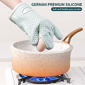 MAD SHARK Silicone Oven Mitts Heat Resistant 450 Degrees with Waterproof & Non-Slip Oven Gloves with Fingers, Silicone Oven Gloves Kitchen Mittens for Baking Cooking Barbecue (Green)