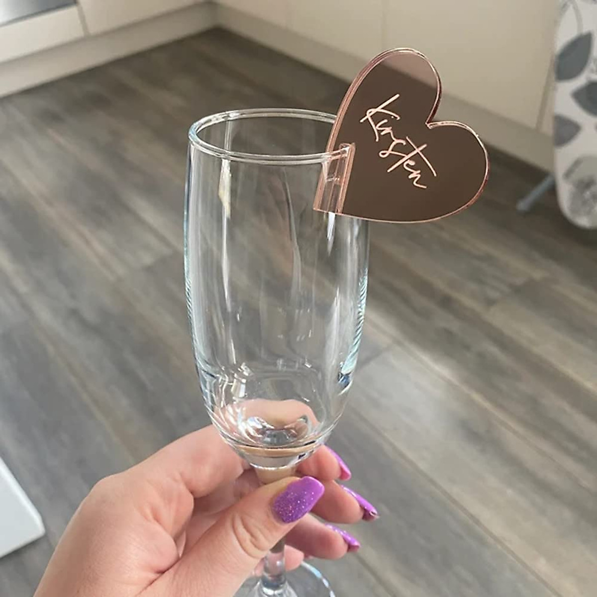 XIAOYUE 20pcs of Blank Wedding Drink Charm,DIY Heart Place Names Wedding Favours,Hearts Acrylic Drink Markers (Rose Gold Mirror)