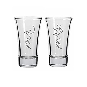 Jemley Wedding Shot Glass Gift Set Mr. and Mrs. | Bride and Groom Wedding Gift | Elegant Silver Font 2oz Shot Glasses | Set of Two | His and Hers Engagement Present | Bridal Shower Gift