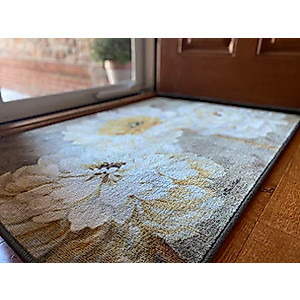 Brumlow Mills Pearl Grey Floral Study by Pamela Gladding Decorative Rug for Kitchen, Entryway Rug, Living Room or Bedroom Carpet, 2'6" x 3'10"