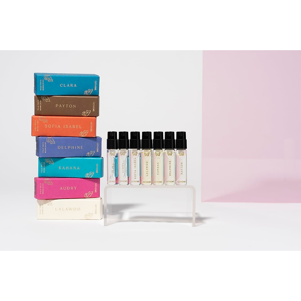 DefineMe Mini Perfume Gift Set, Pack of 7 Scents, Natural Perfume Mists for Women, Petite Discovery Kit Sampler