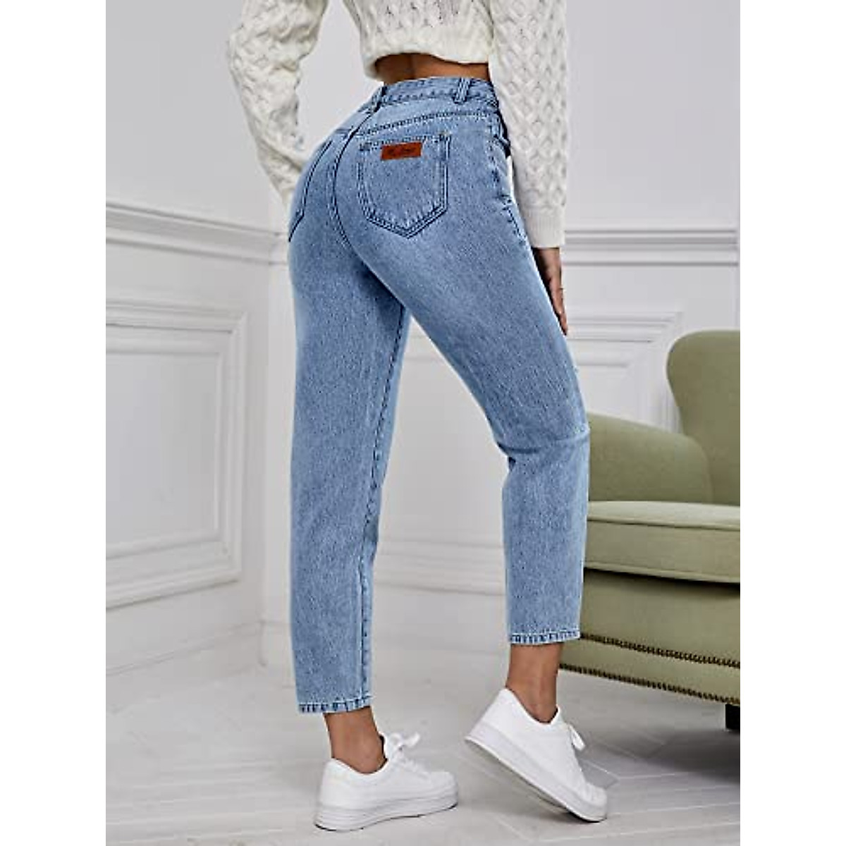 WDIRARA Women's High Waisted Ripped Jeans Distressed Tapered Stretchy Denim Pants Light Wash L