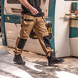 DEWALT Protradesman Men's Loose Fit, Holster Pocket, Cottonpoly Stretch Work Pants Tan W36/L33