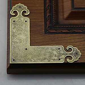 Tiazza 4Pcs Antique Embossing Brass Decorative Corner Protectors Braces Classical Furniture Tables and Chairs Cabinet Corner Guard Edge Cover