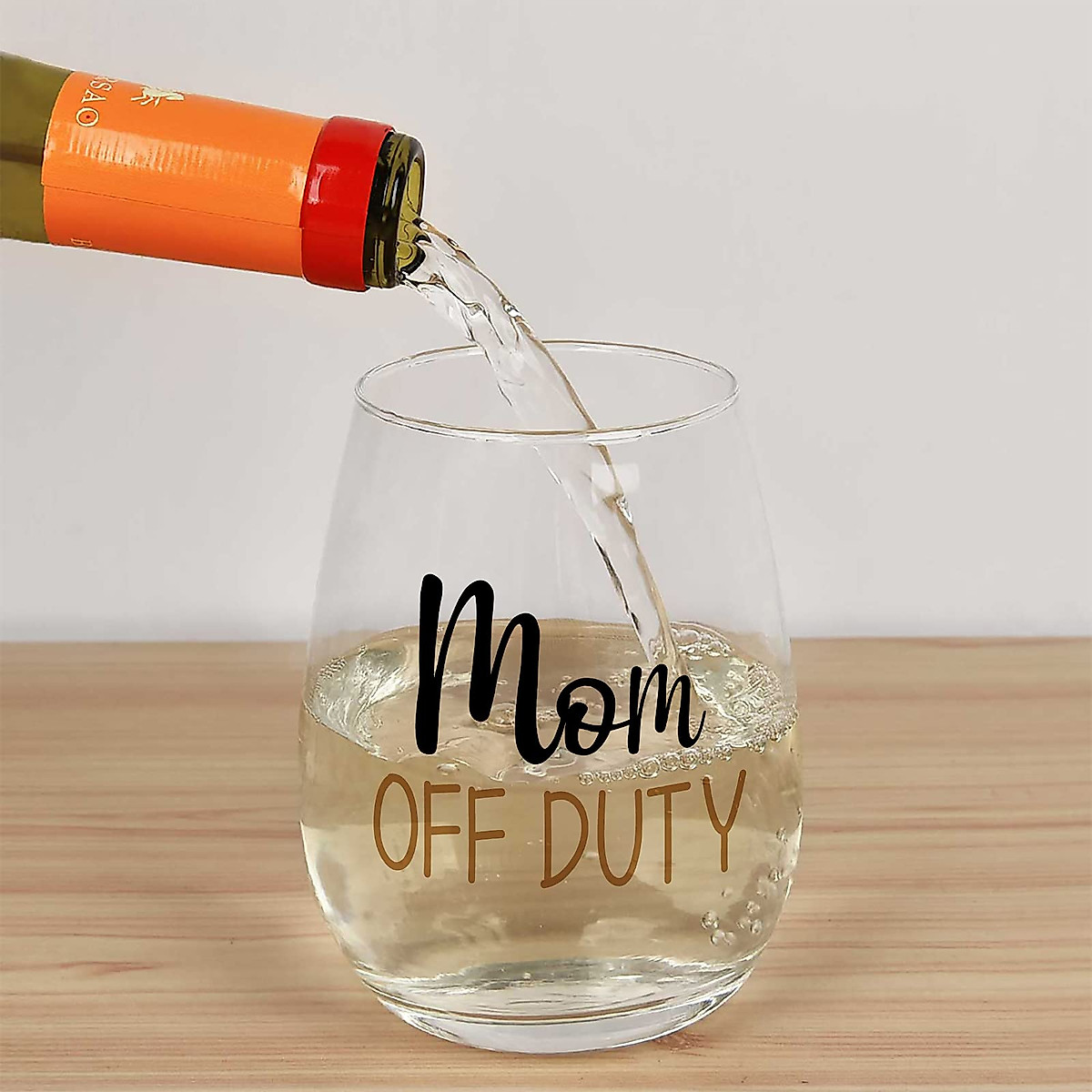 Futtumy Dad and Mom Gift Set, Dad & Mom off Duty Beer Glass and Stemless Wine Glass Combo for Dad Mom New Parents, Funny Gift for Father’s Day Mother’s Day Christmas Birthday Daily Use Baby Shower