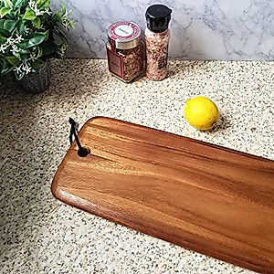 Lipper International Acacia Serving Board