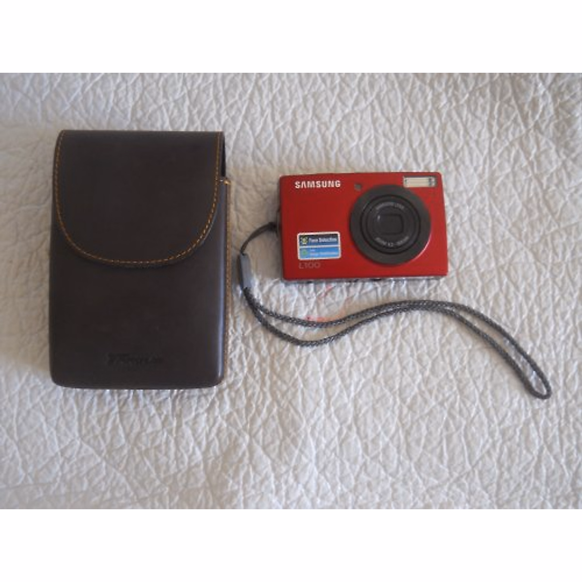 Samsung L100 8.2MP Digital Camera with 3x Optical Zoom (Red)